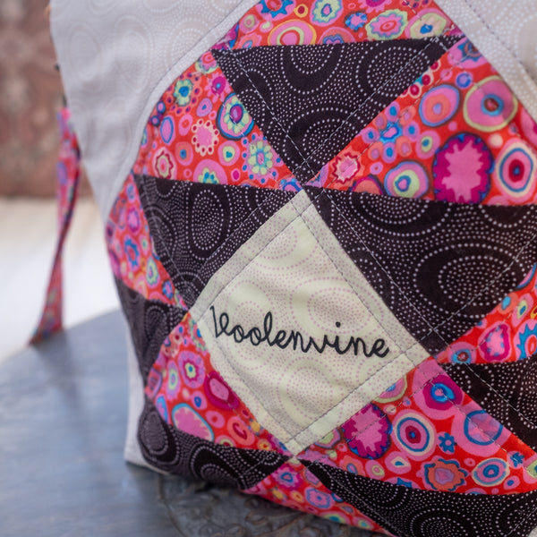 Kaffe Fassett Shadowplay Quilted Project Bag, PSYCHEDELIC CHOCOLATE CO ...